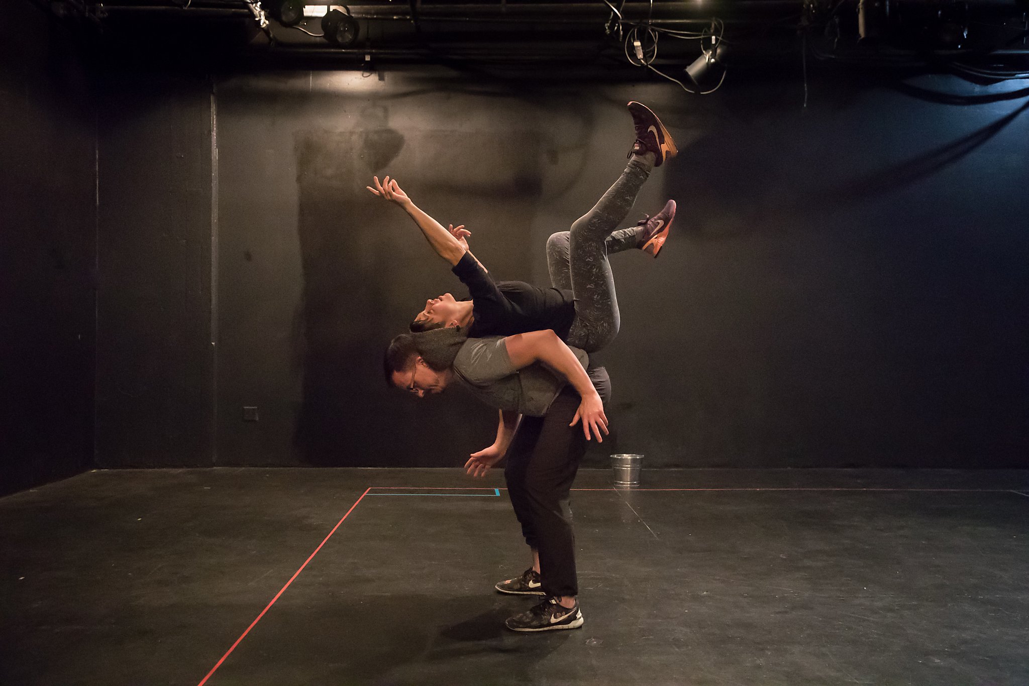 Mugwumpin rockets to moon on historical what-if