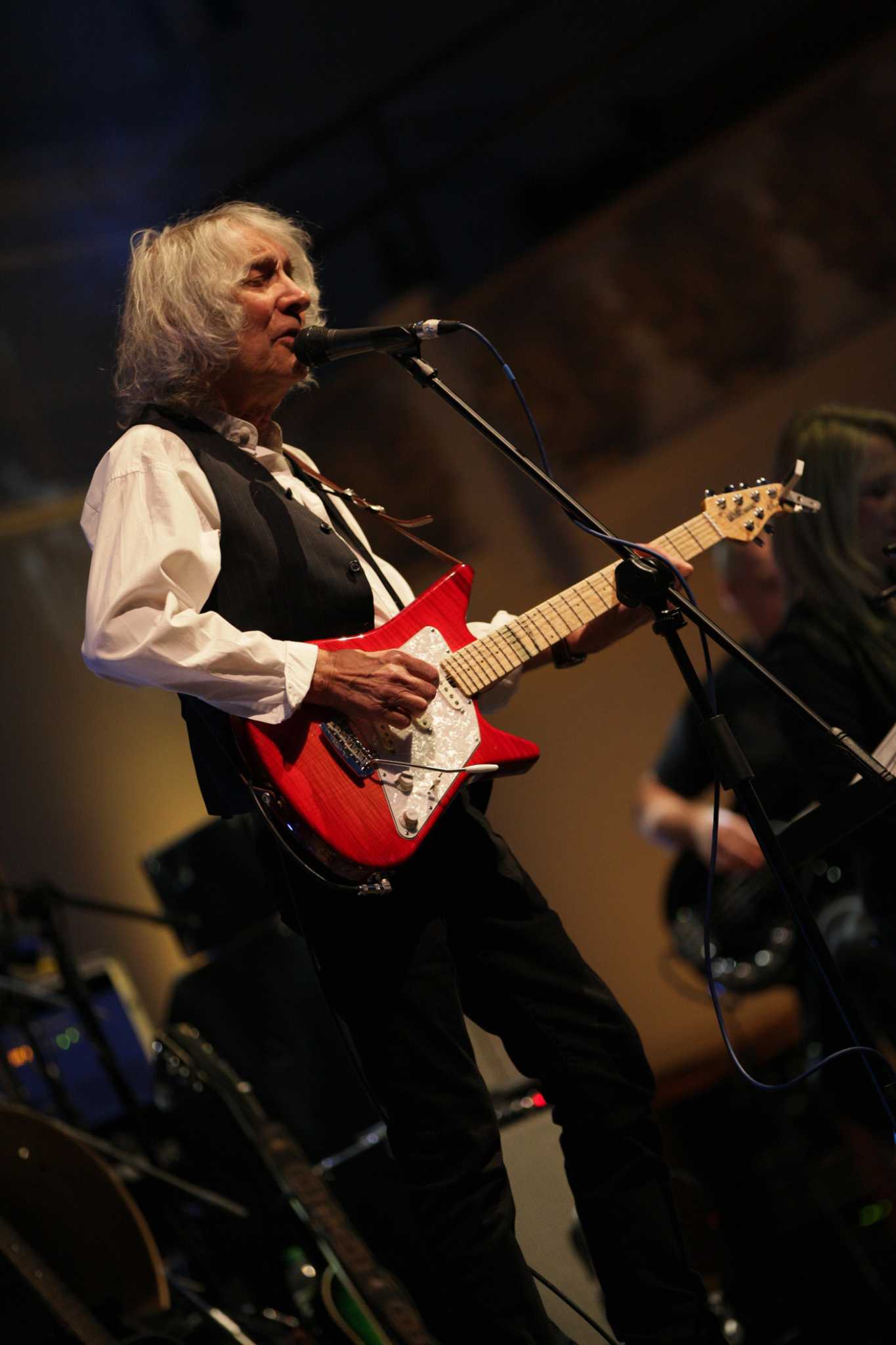 Albert Lee Band plays Hartford’s Infinity Music Hall, Fairfield Theatre ...