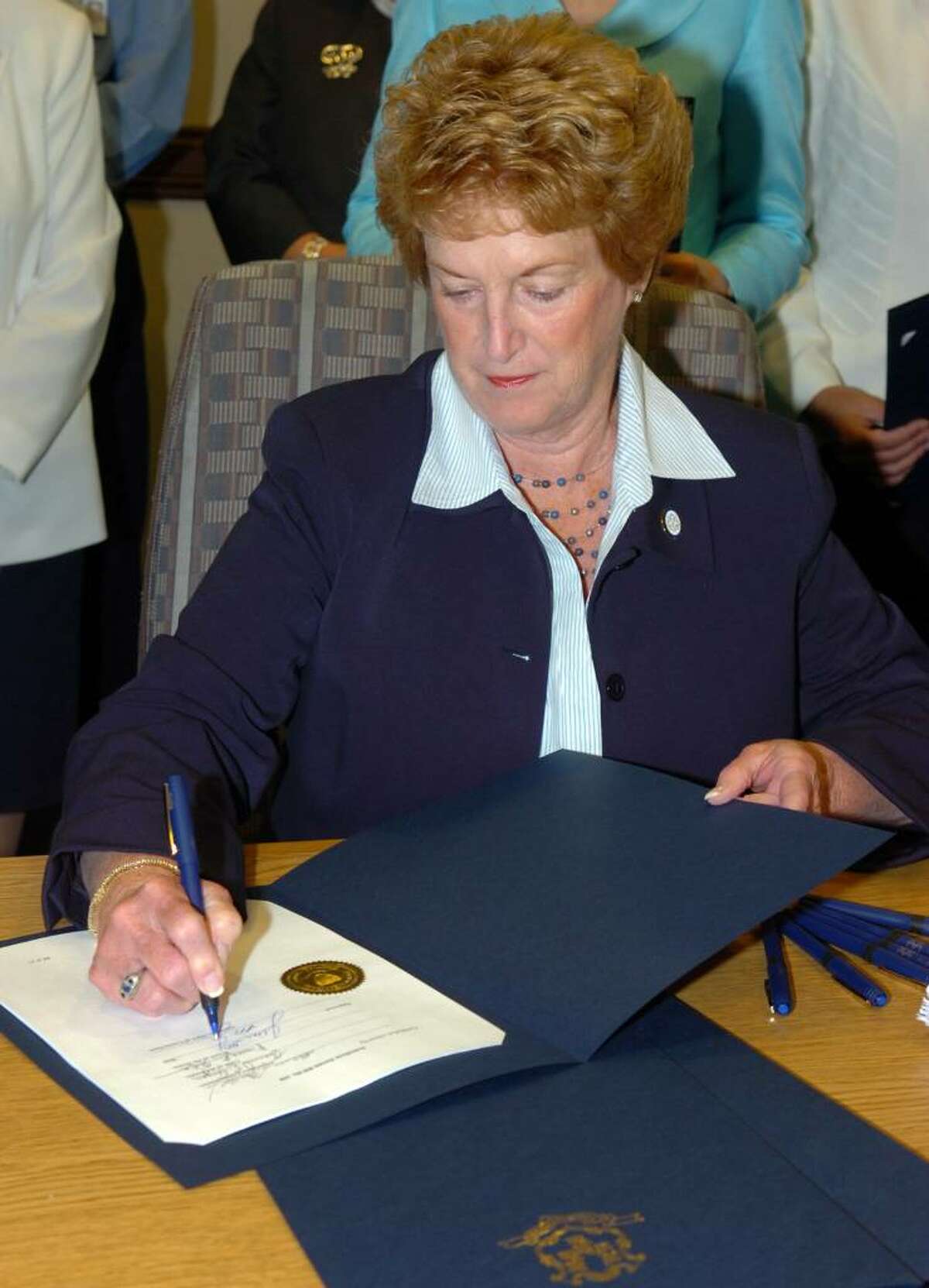 New law makes medical errors public