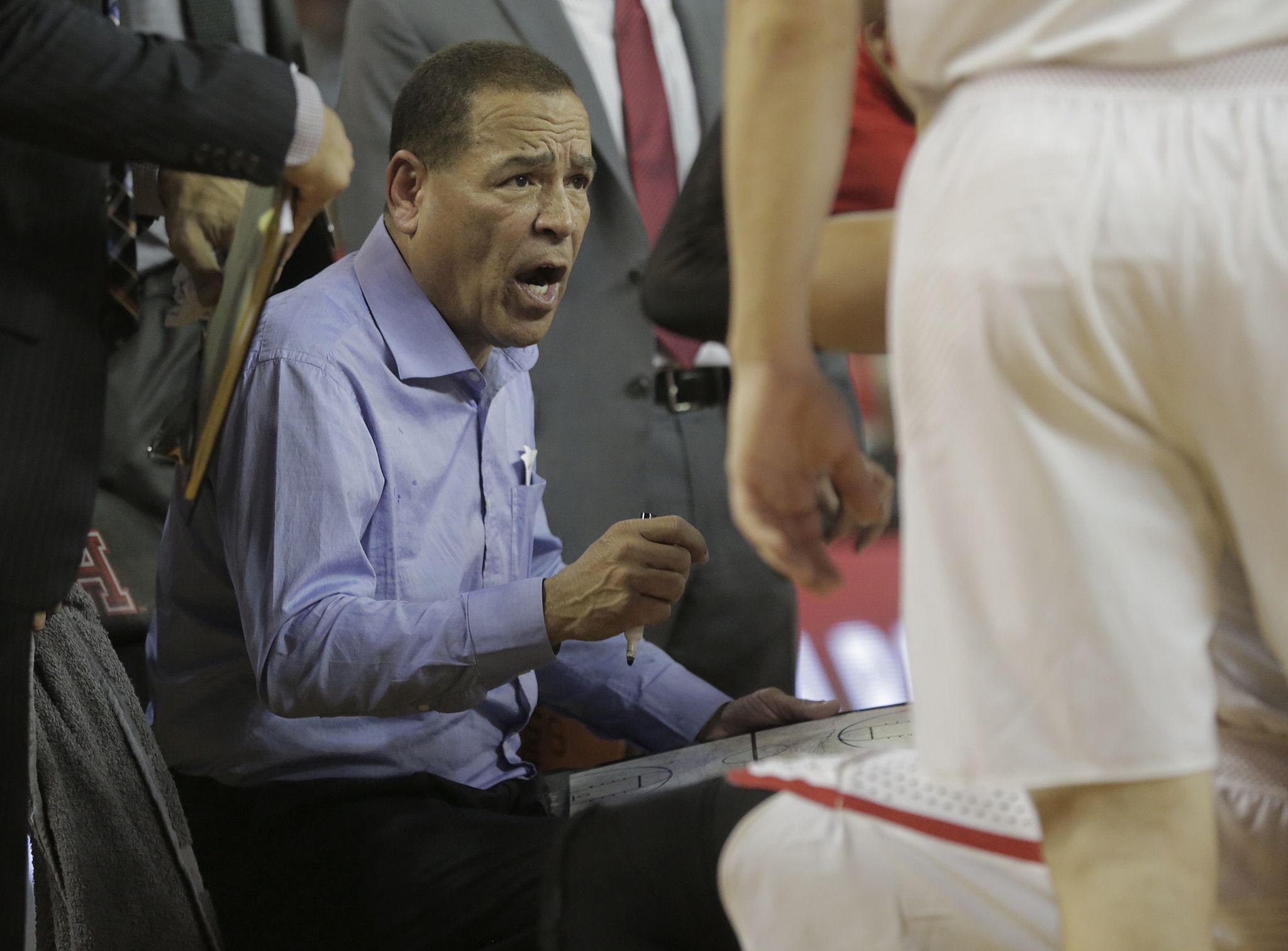 Cougars' Kelvin Sampson named AAC Coach of the Year