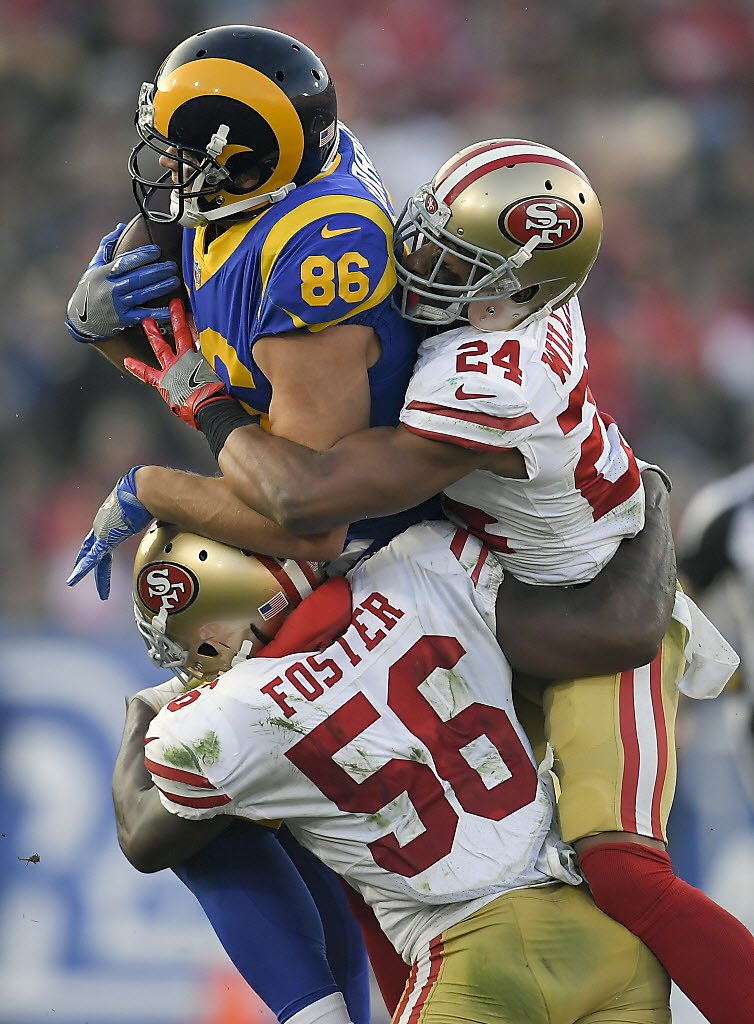 Report: Raiders to sign tight end Derek Carrier