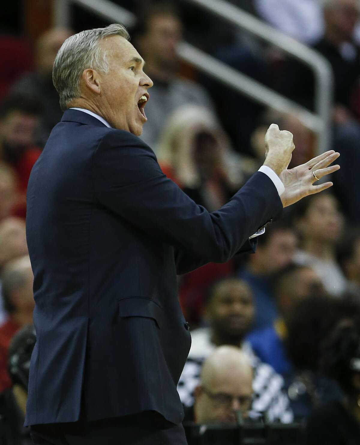 Rockets coach Mike D'Antoni supports Rick Carlisle's comments about ESPN
