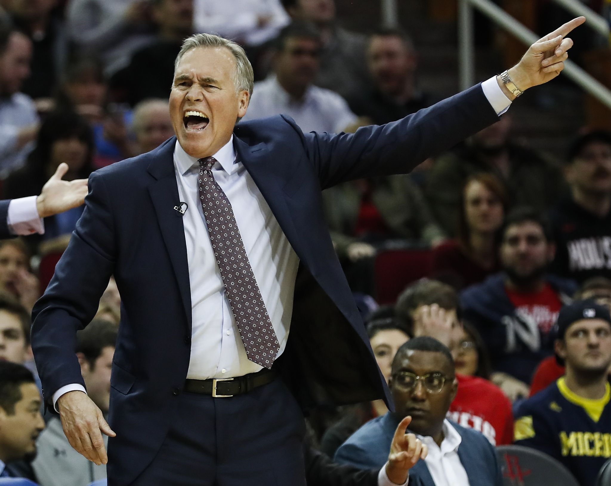 Bulls coach Fred Hoiberg shares admiration for Rockets' coach D'Antoni ...