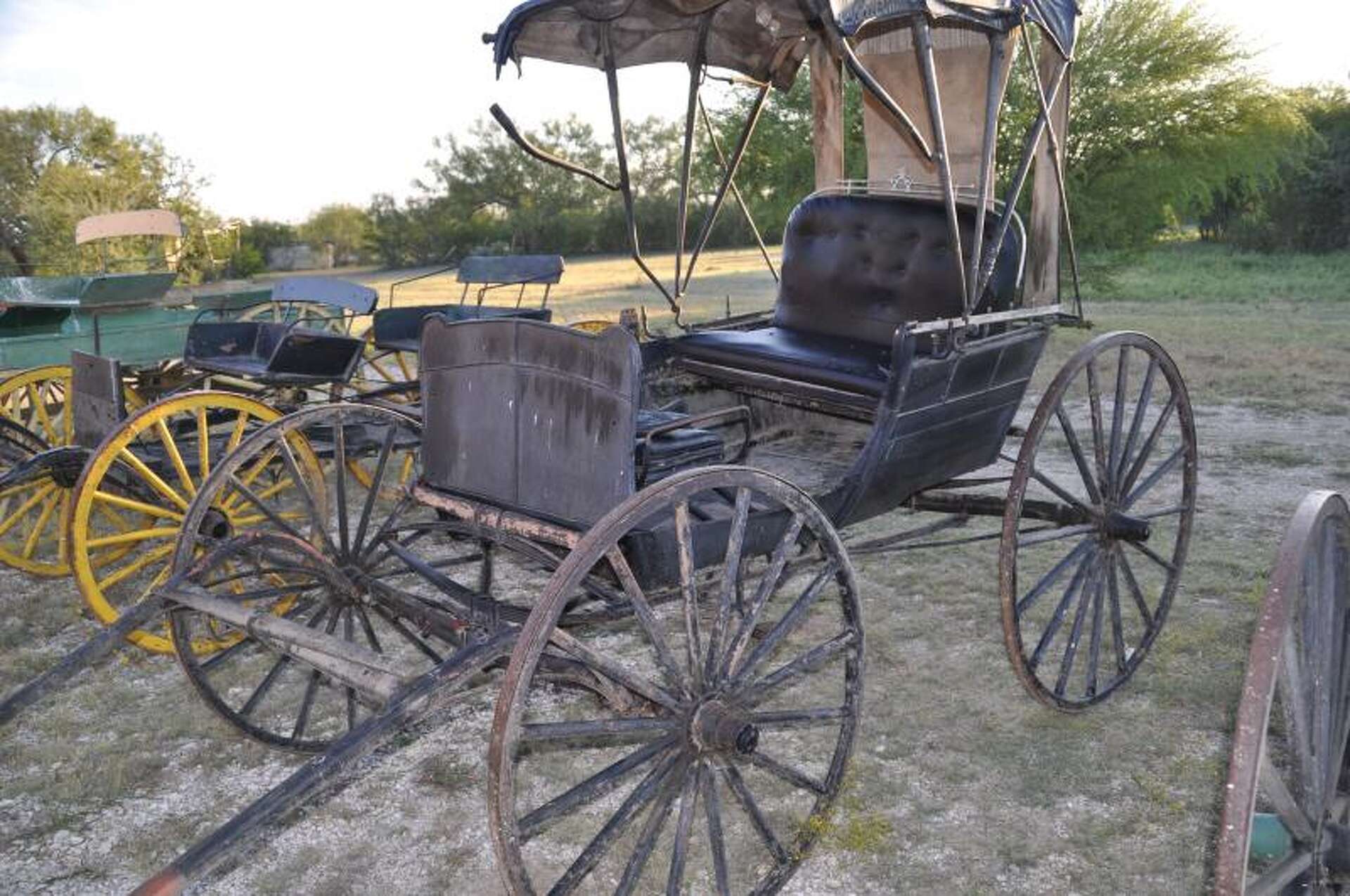 'Lonesome Dove,' John Wayne movie set props being sold off this weekend ...
