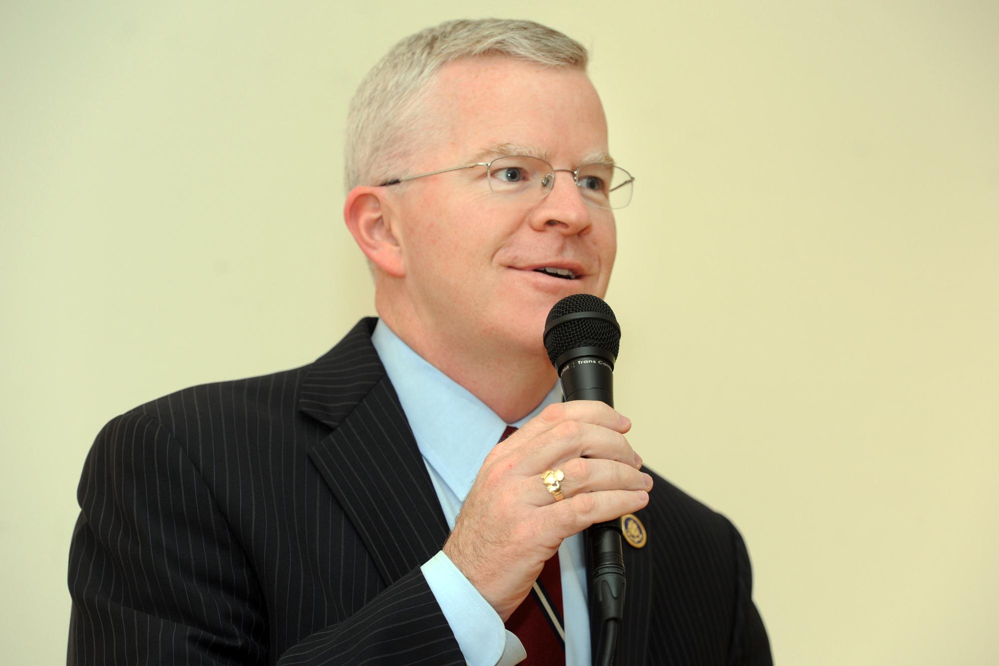 Connolly seeks Dem nod for gov