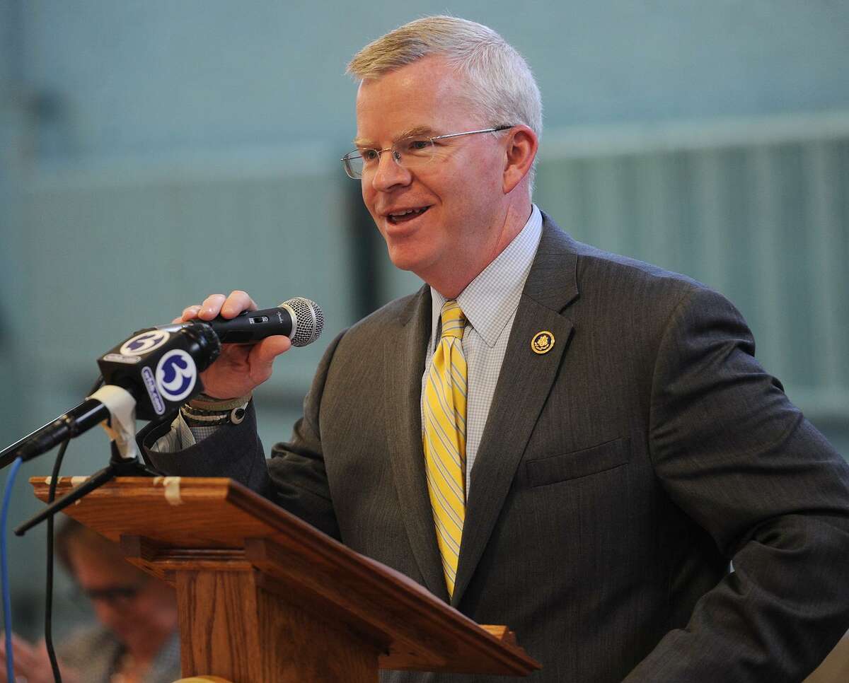 Connolly seeks Dem nod for gov