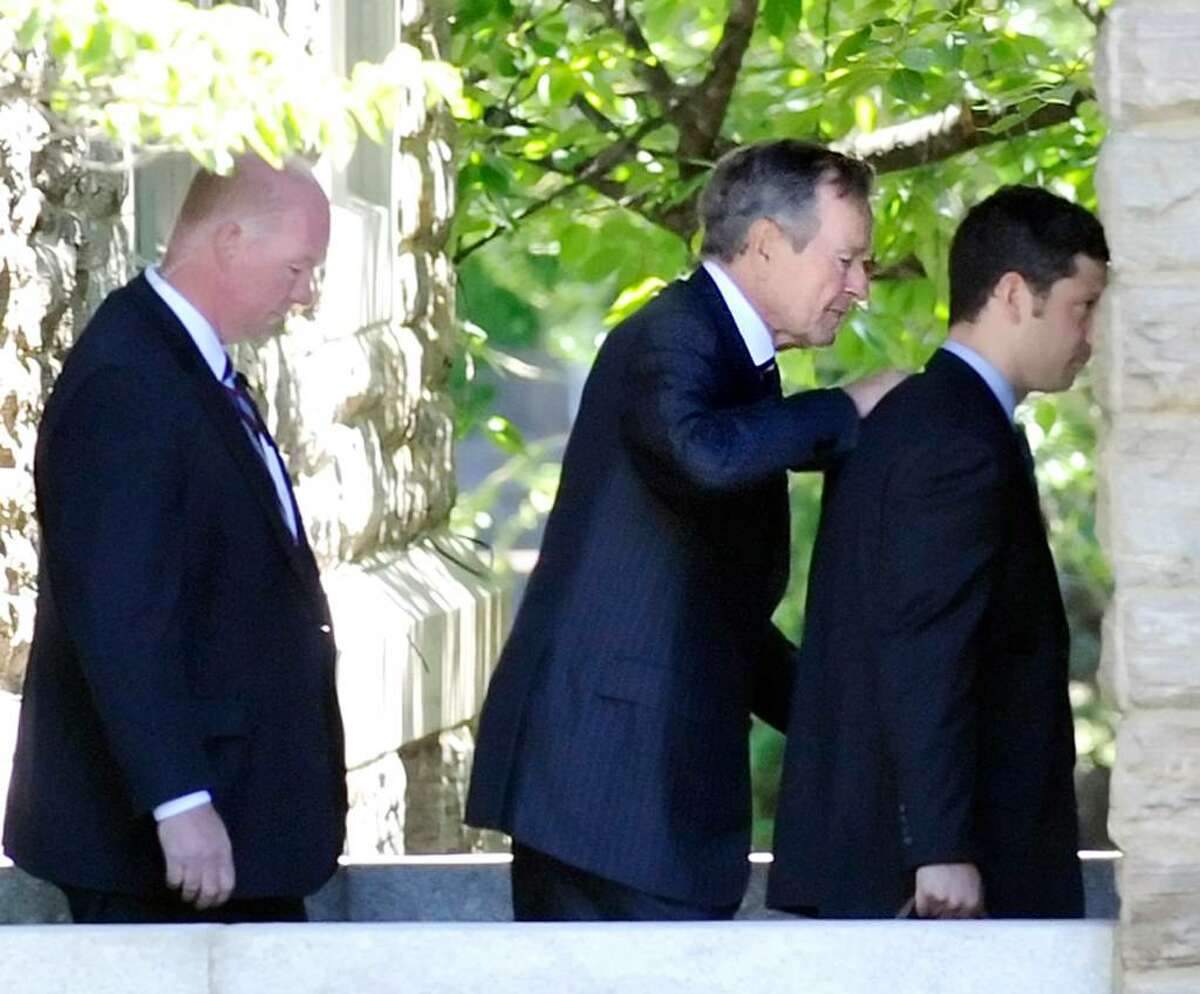 Former President Bush pays final respects to brother in Greenwich