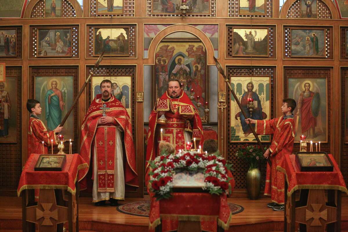 Seattle worshippers join Epiphany celebrations around the world