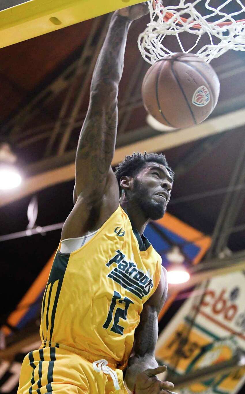 Albany Patroons win in return to Washington Avenue Armory
