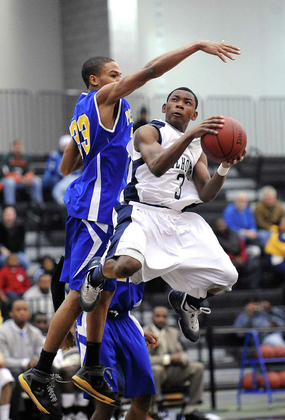 03_07 Hillhouse_Boys_BBALL