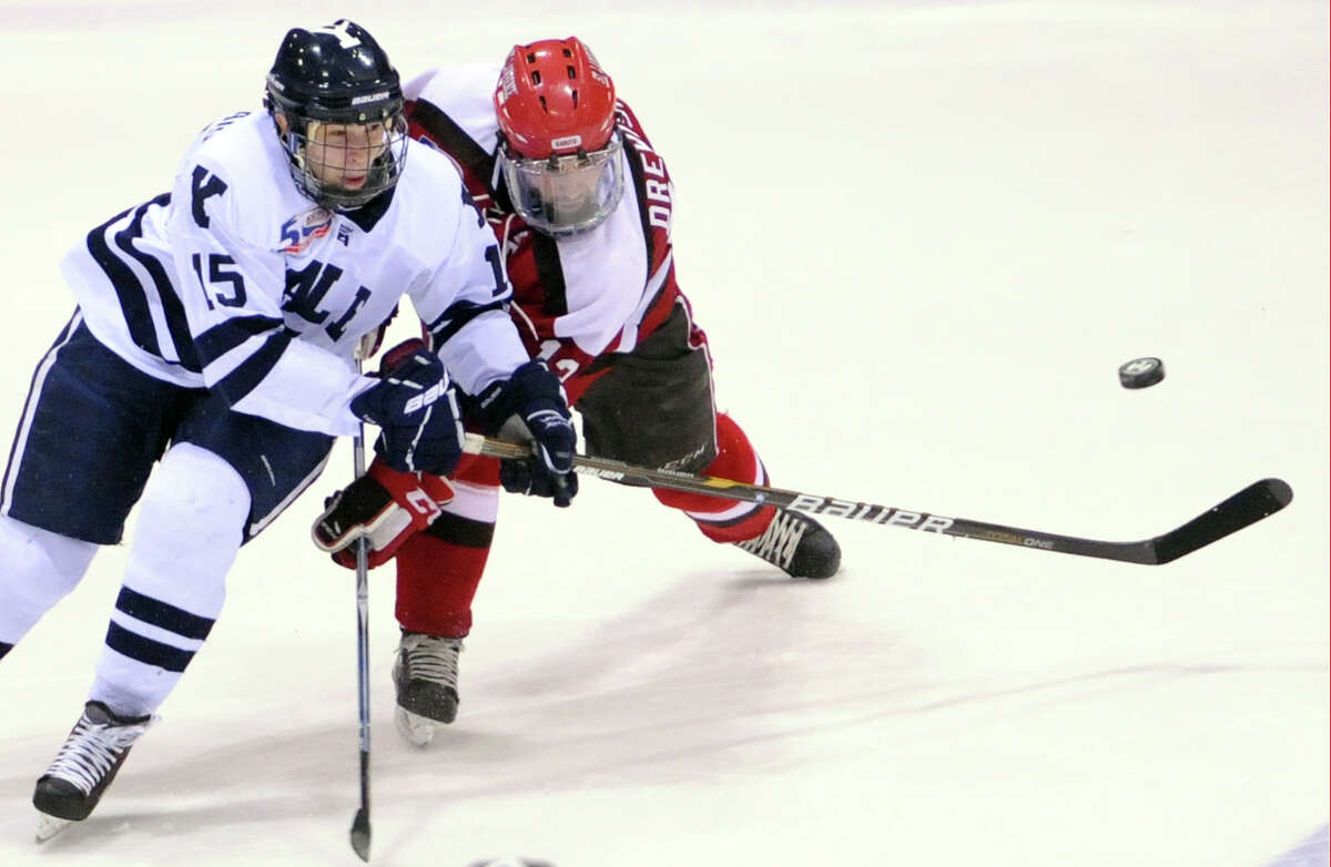 0313_Yale VS SLU hockey