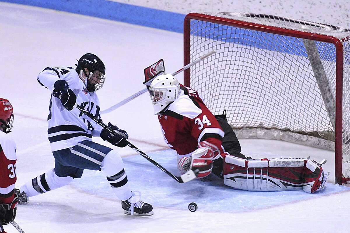 0311Yale Hockey VS SLU