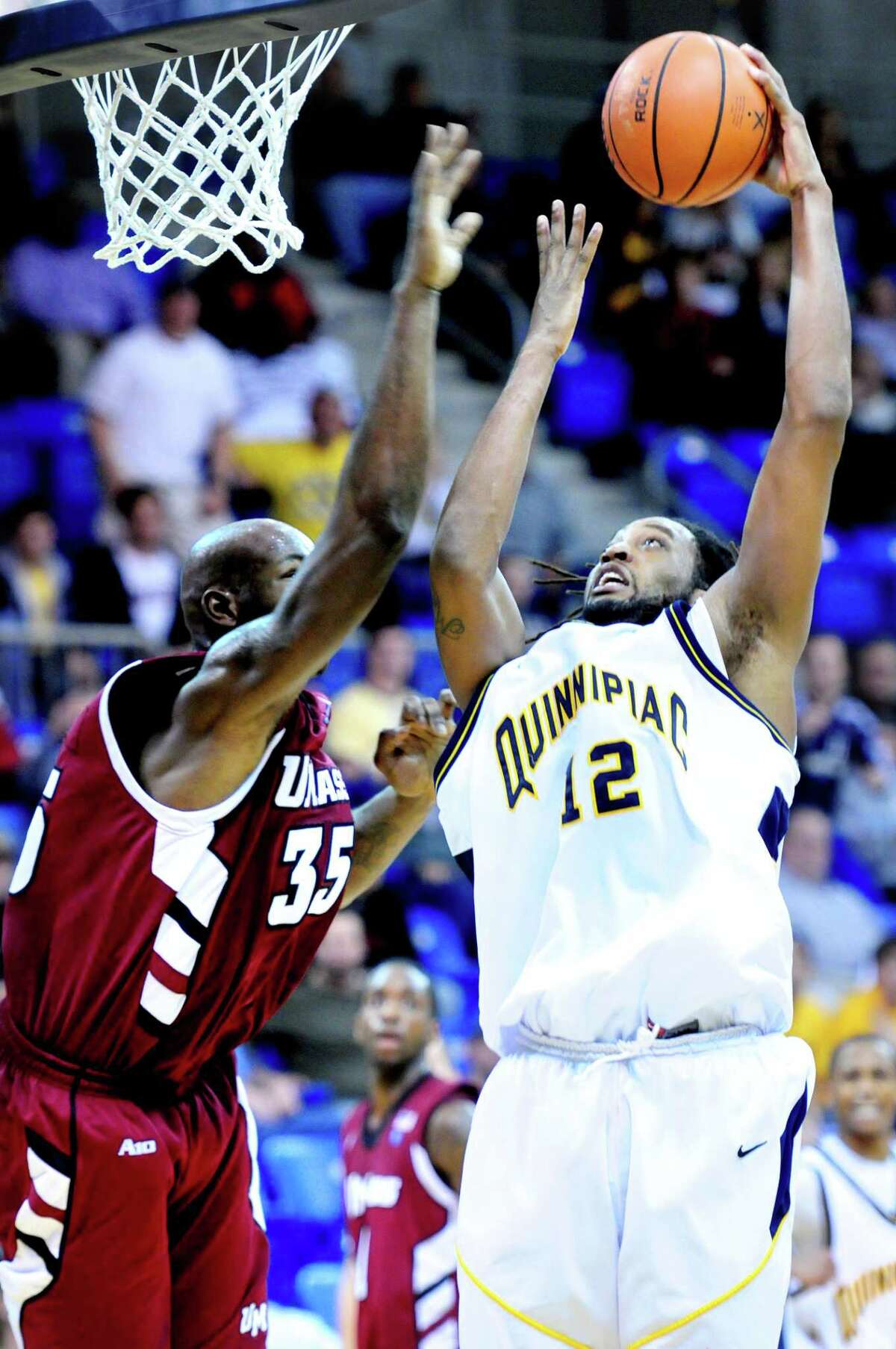 Quinnipiac v Umass basketball