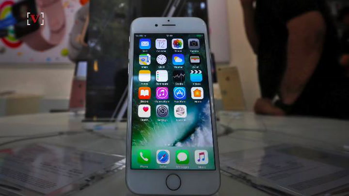 7 require medical attention, 50 evacuated after iPhone battery ...