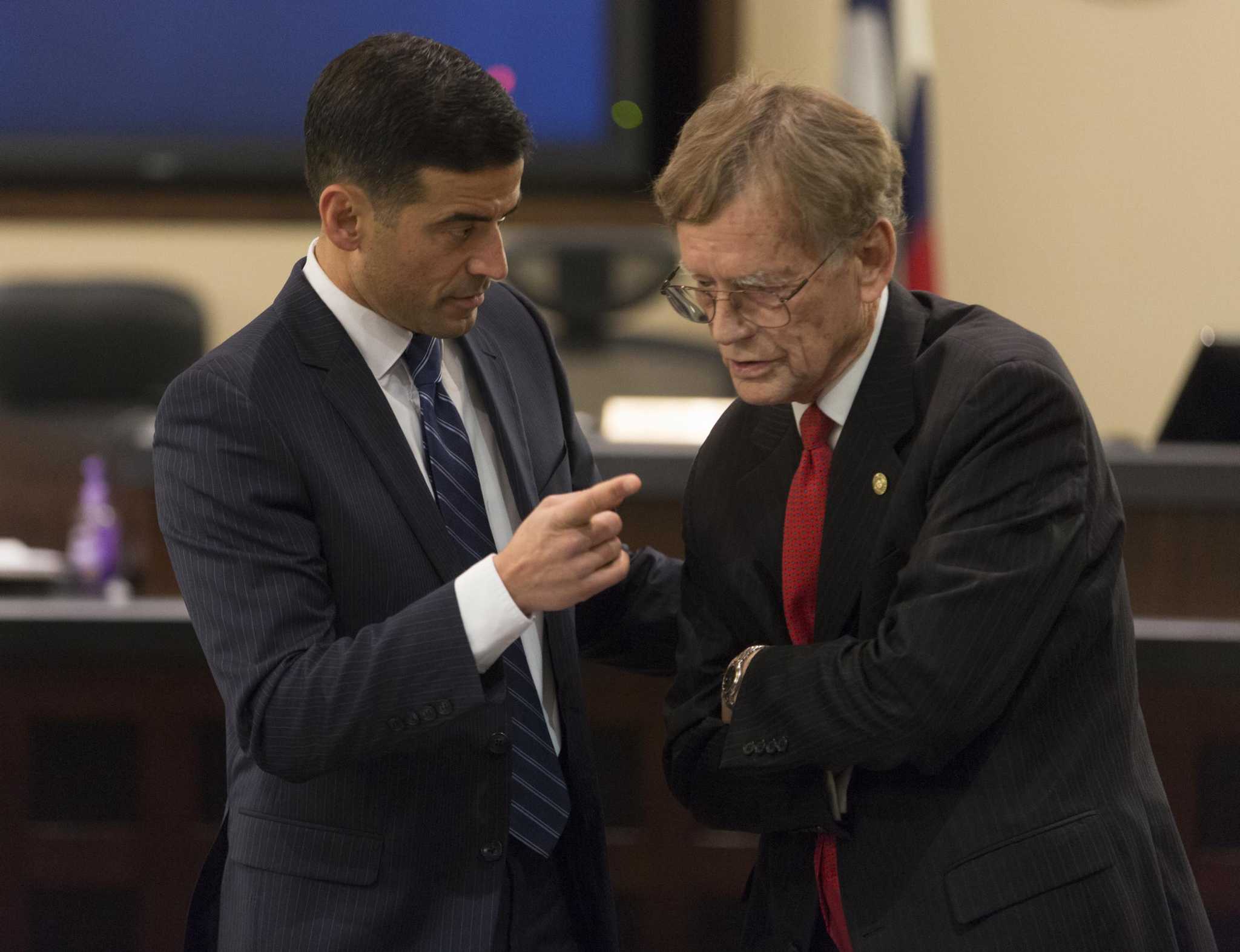 Robbery case tried by LaHood comes to abrupt end with plea