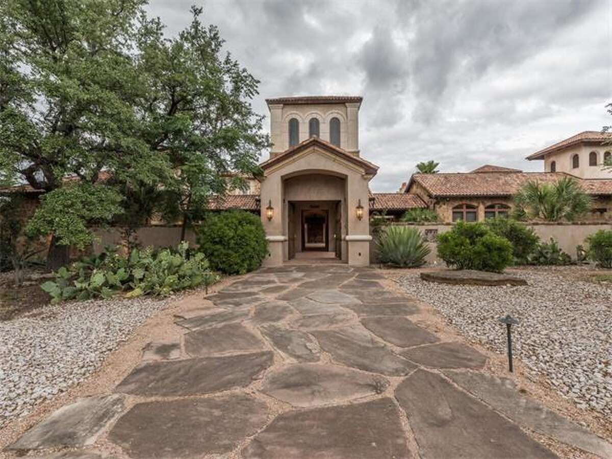 Million-dollar ranches on the market in Texas