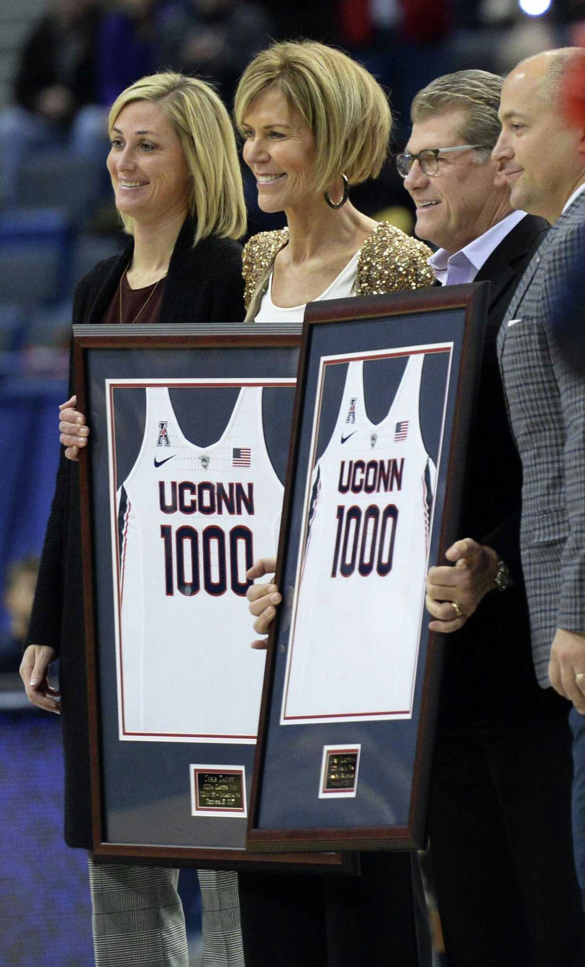 UConn’s Chris Dailey a finalist for Women’s Basketball Hall of Fame