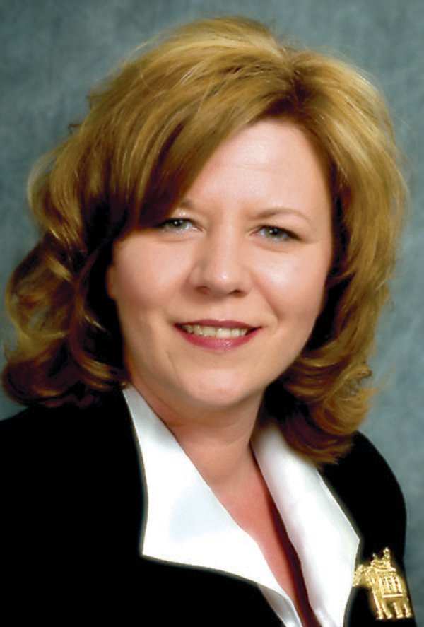 County's only elected Democrat crosses aisle to GOP