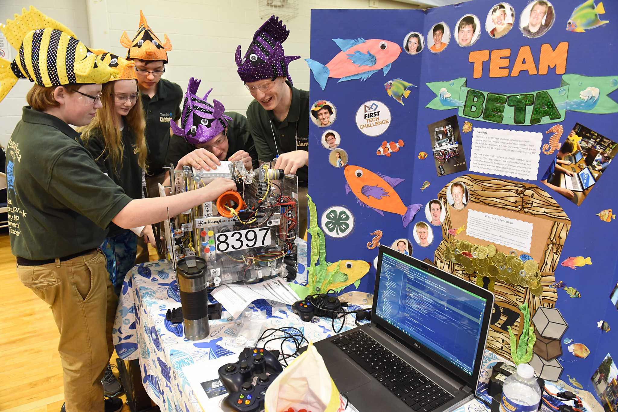 Photos: All striving to be FIRST