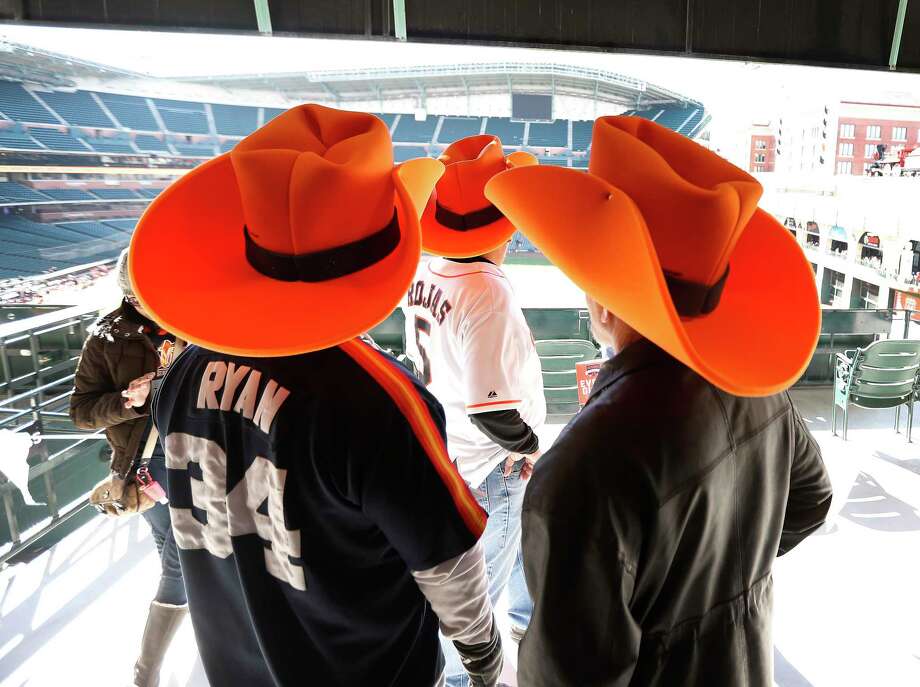 Fans descend on Minute Maid Park for triumphant Astros FanFest ...