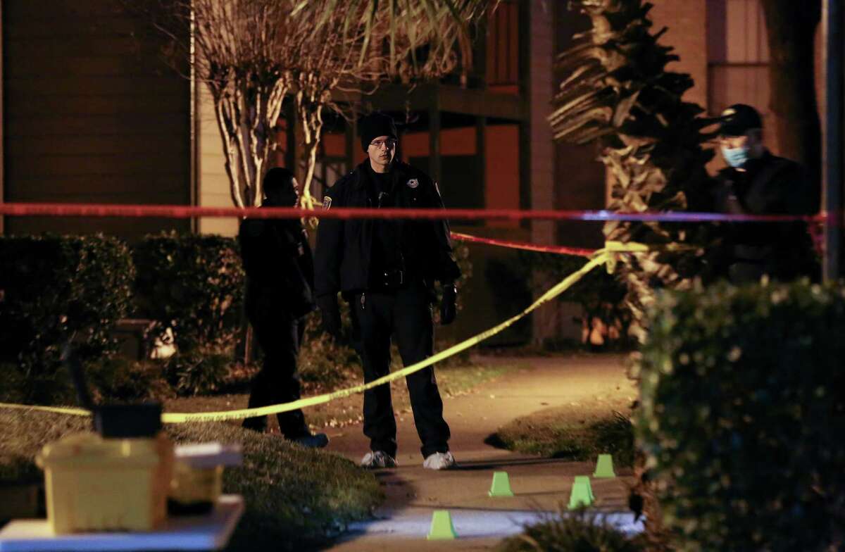 Houston woman charged with murder in boyfriend's stabbing