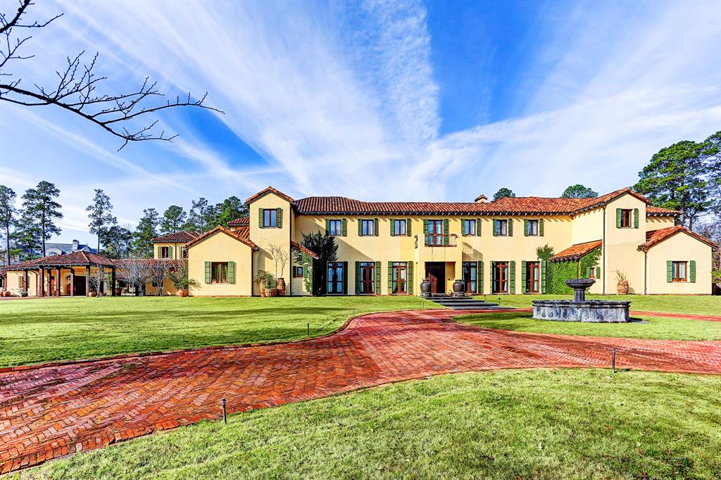 Palatial mansion for sale in Spring has 9 full bathrooms