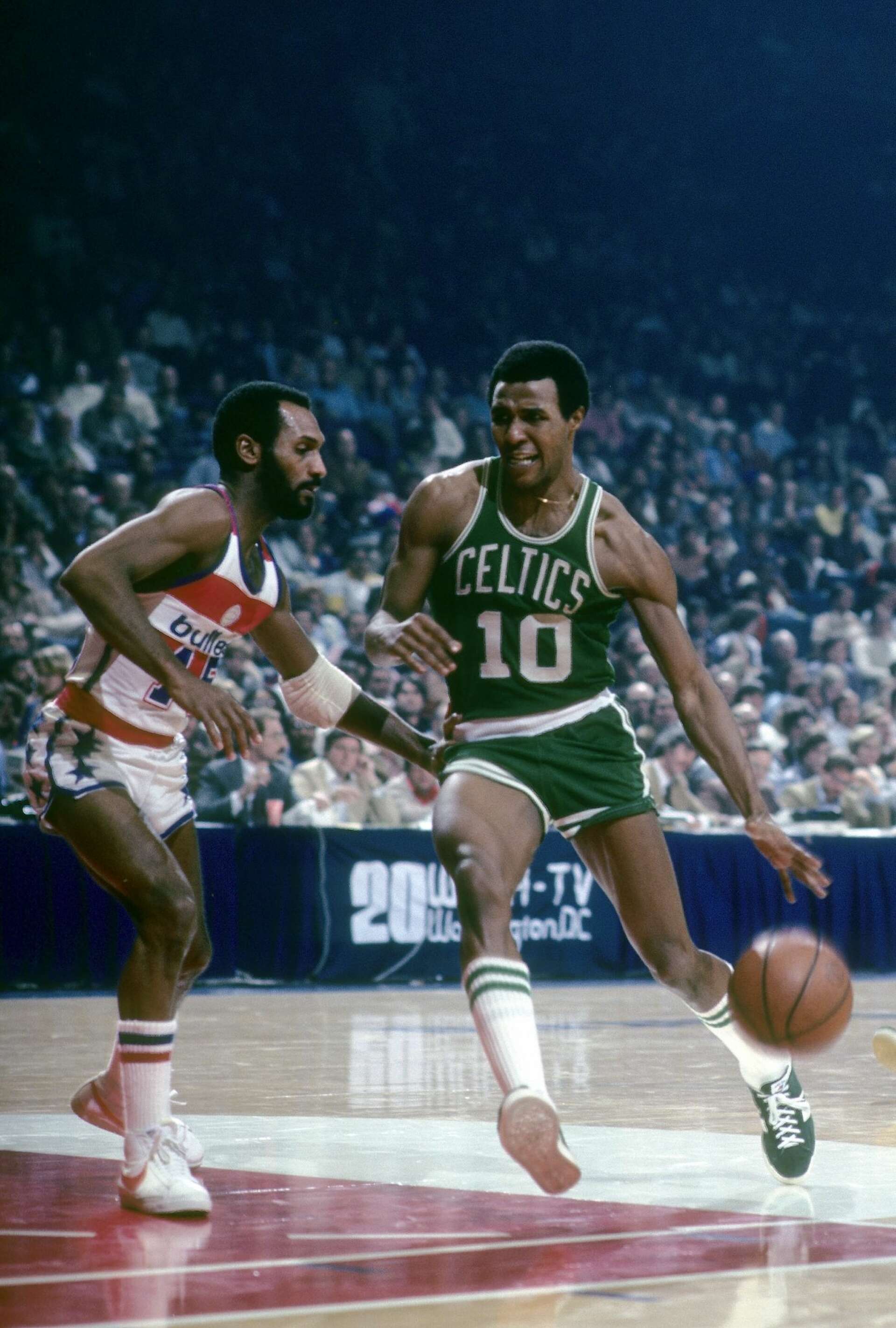 Basketball Hall of Famer, ex-Celtics star Jo Jo White dies at 71