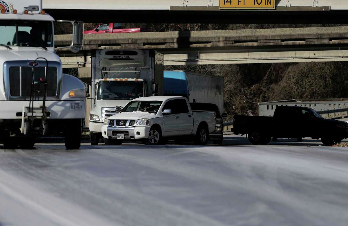 The best ice storm photos shared by Houston readers on social media