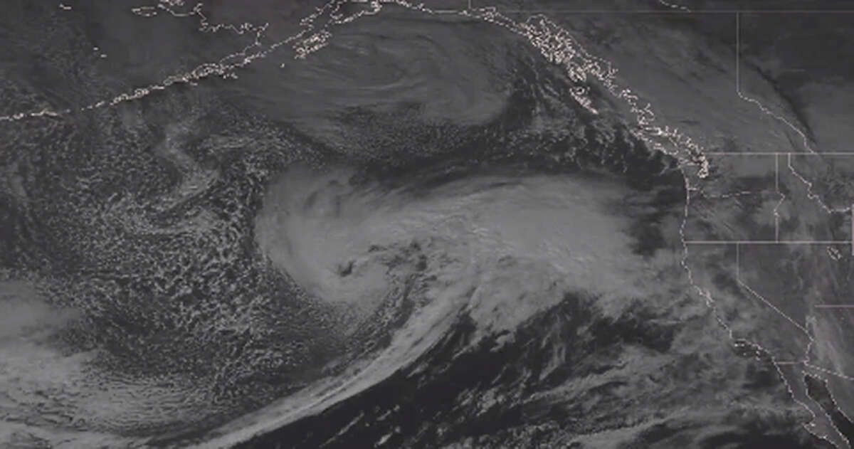 Hurricane-force weather system in the Pacific will deliver monster ...