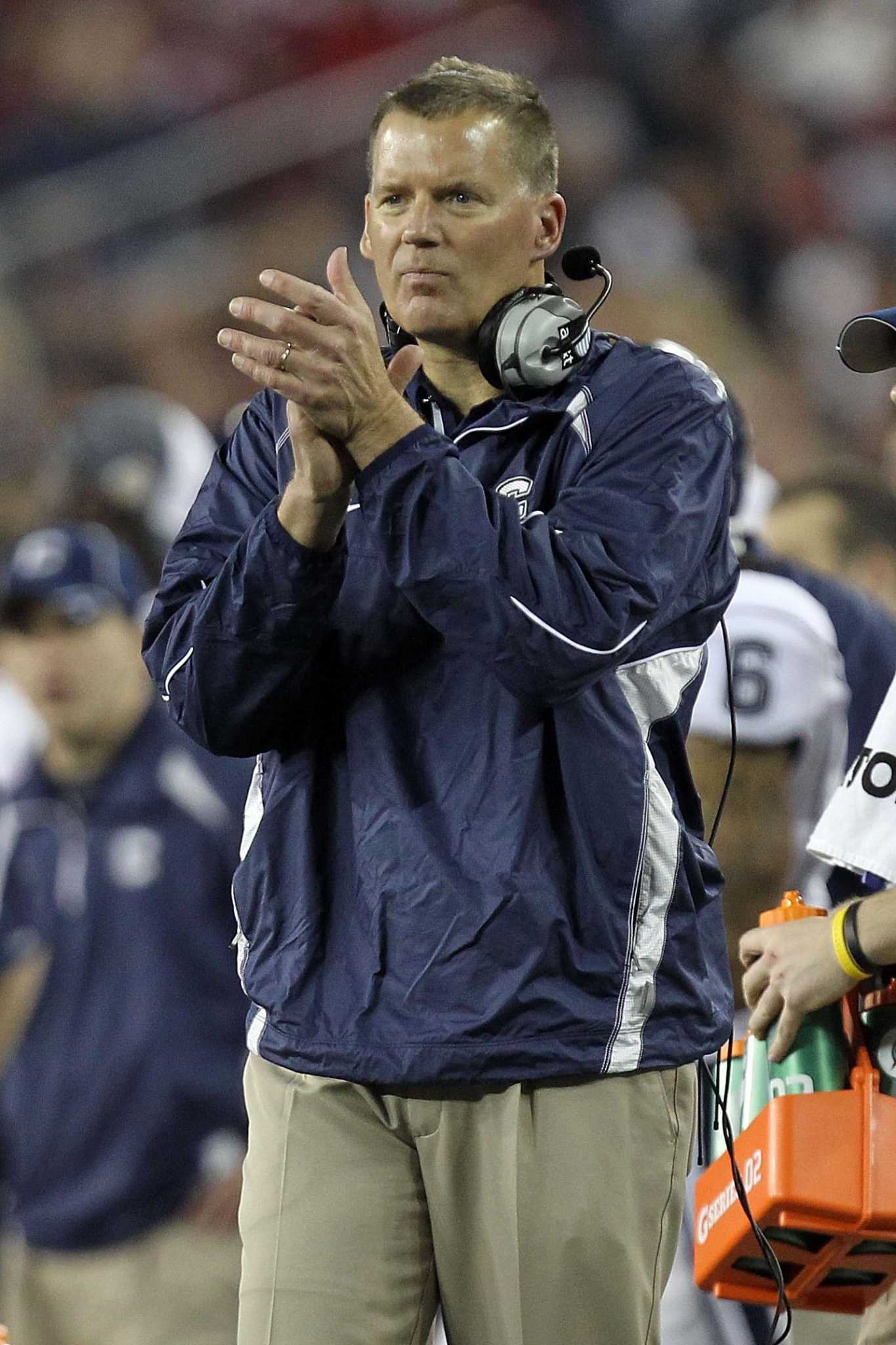 UConn offensive line coach JB Grimes returning to Auburn