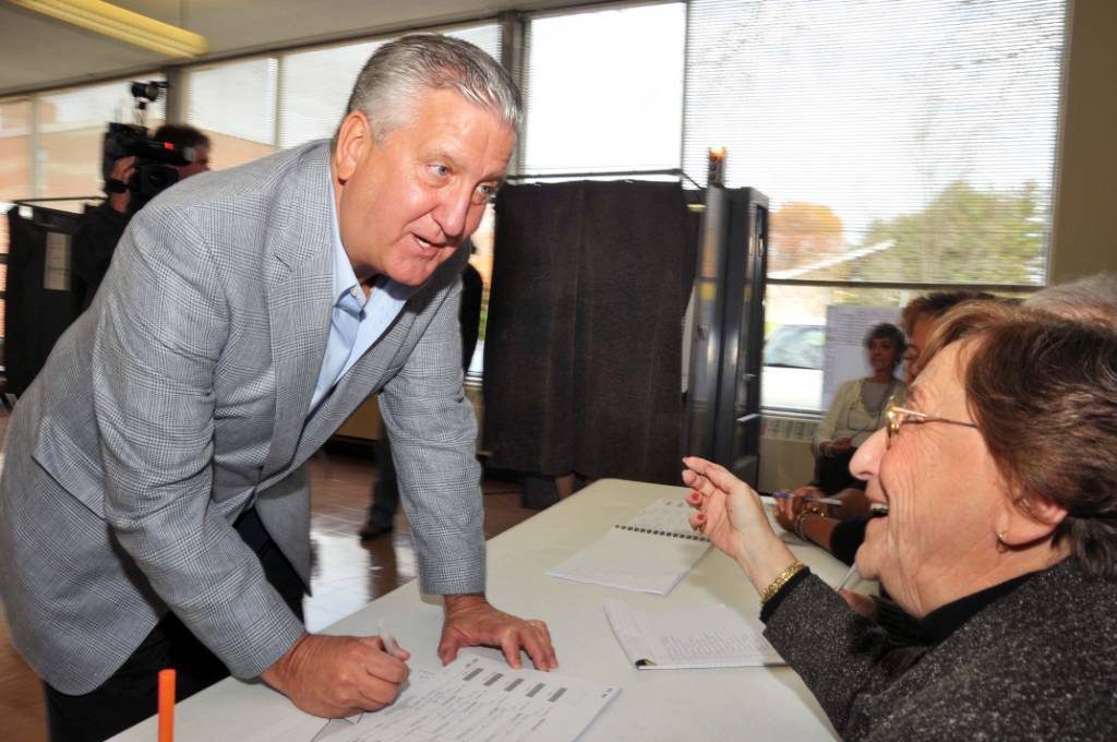 Jennings elected to fifth term as mayor