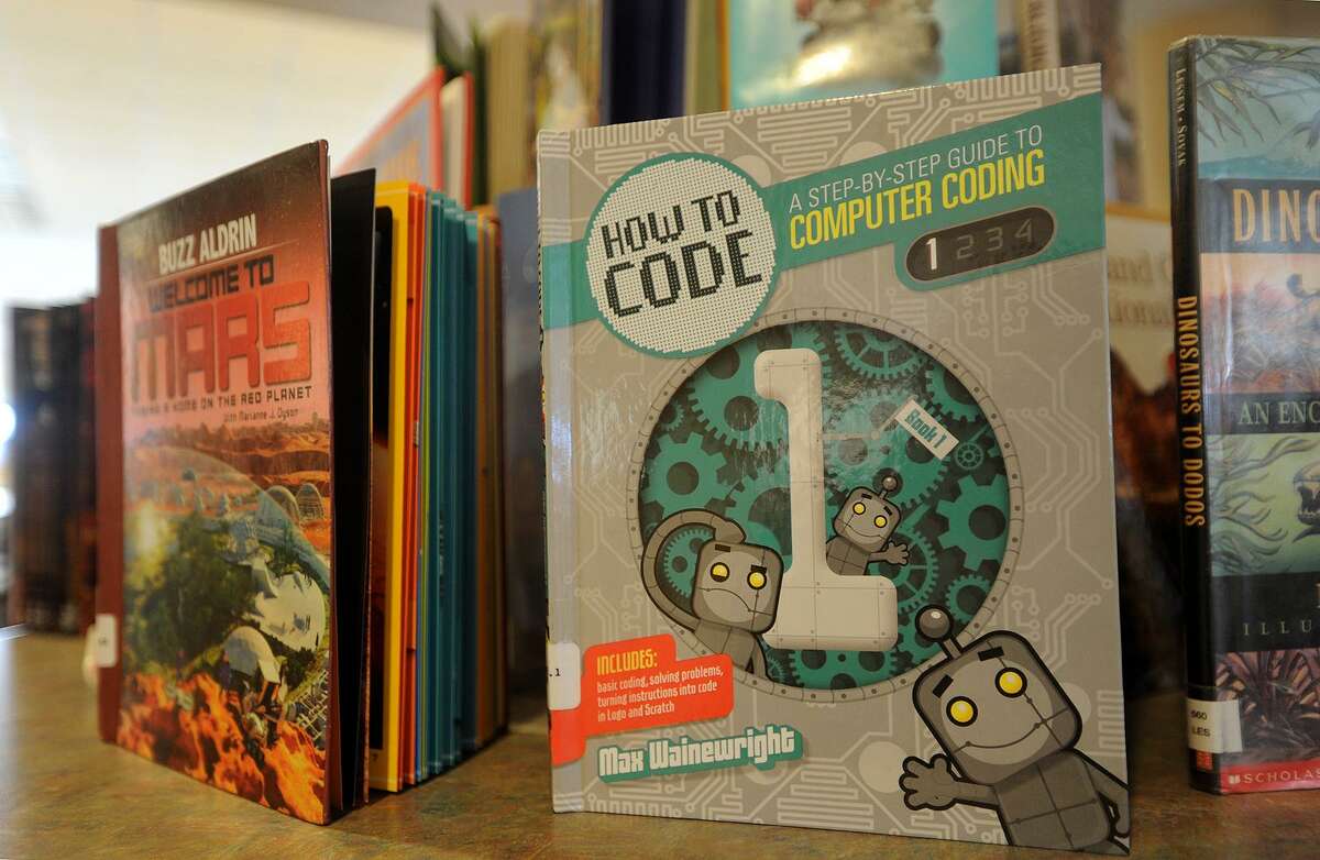 Innovation spaces: school libraries transformed for 21st century