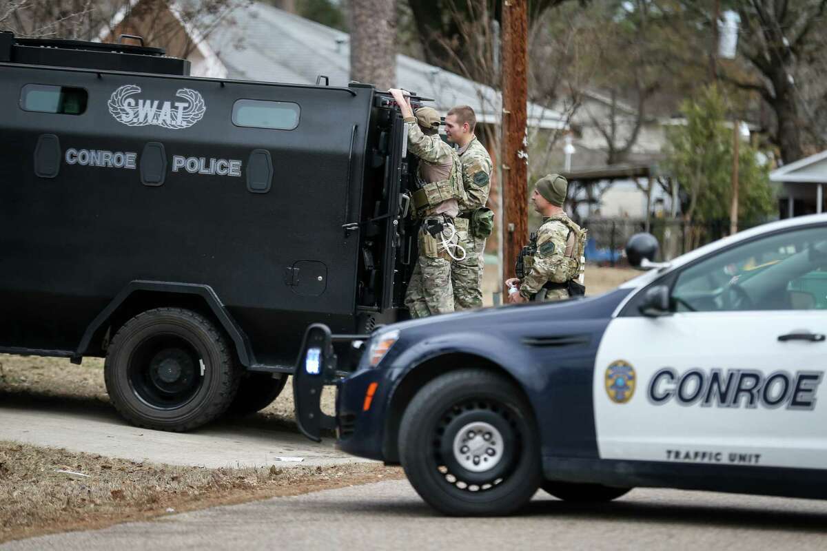 Conroe PD, SWAT arrest two on felony drug charge