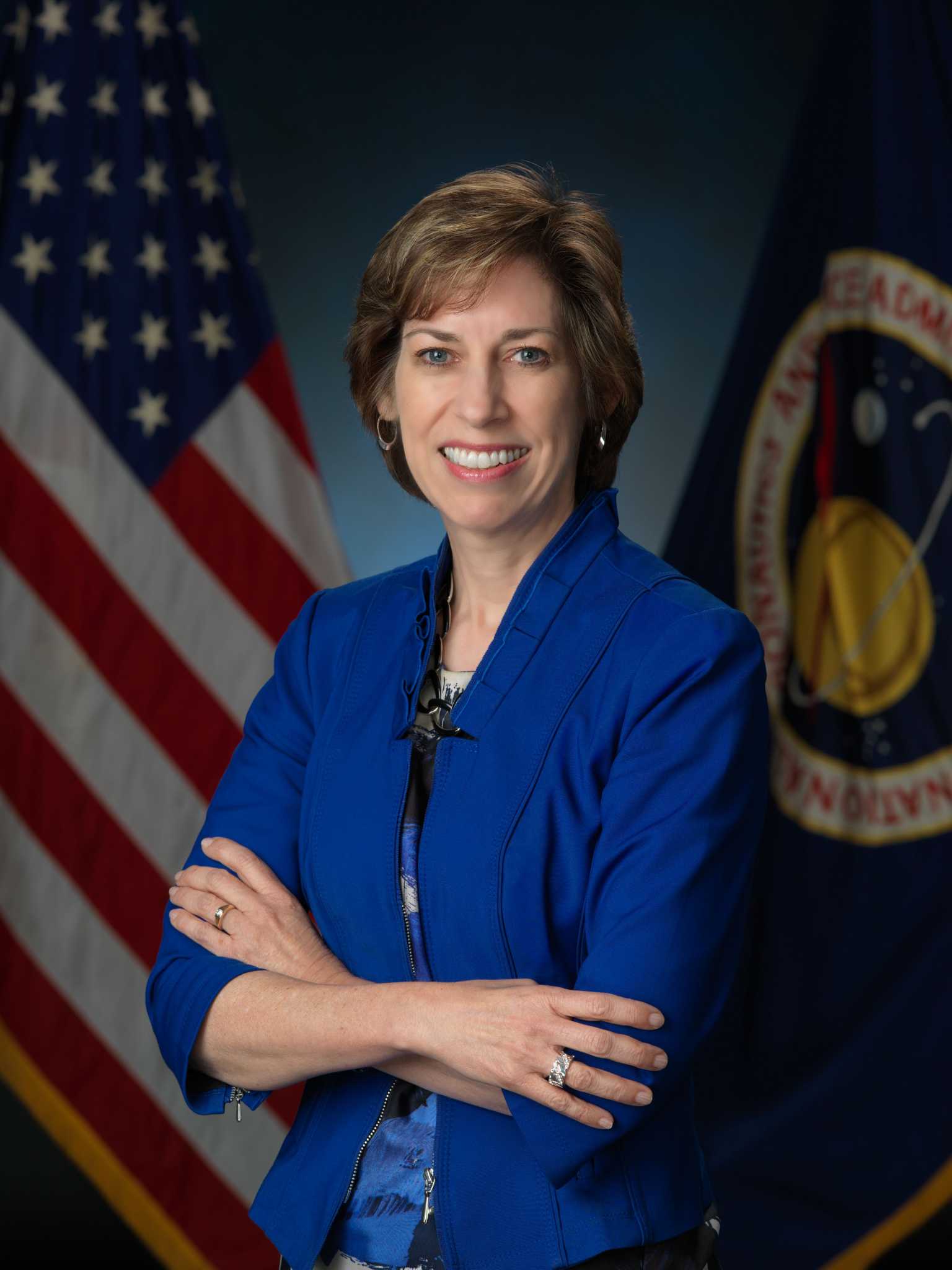 NASA Johnson Space Center director to retire in May