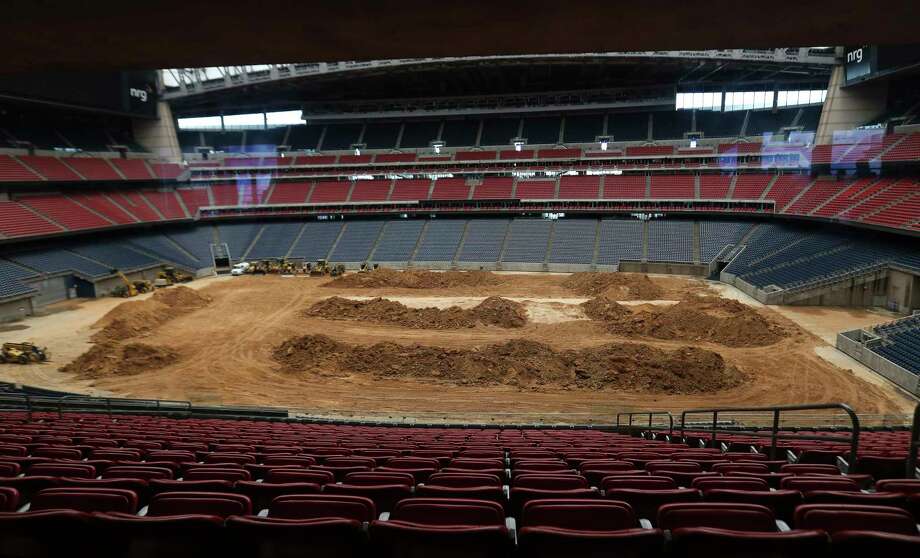 RodeoHouston wrangles new workers with 'Staff Scramble' job fair ...