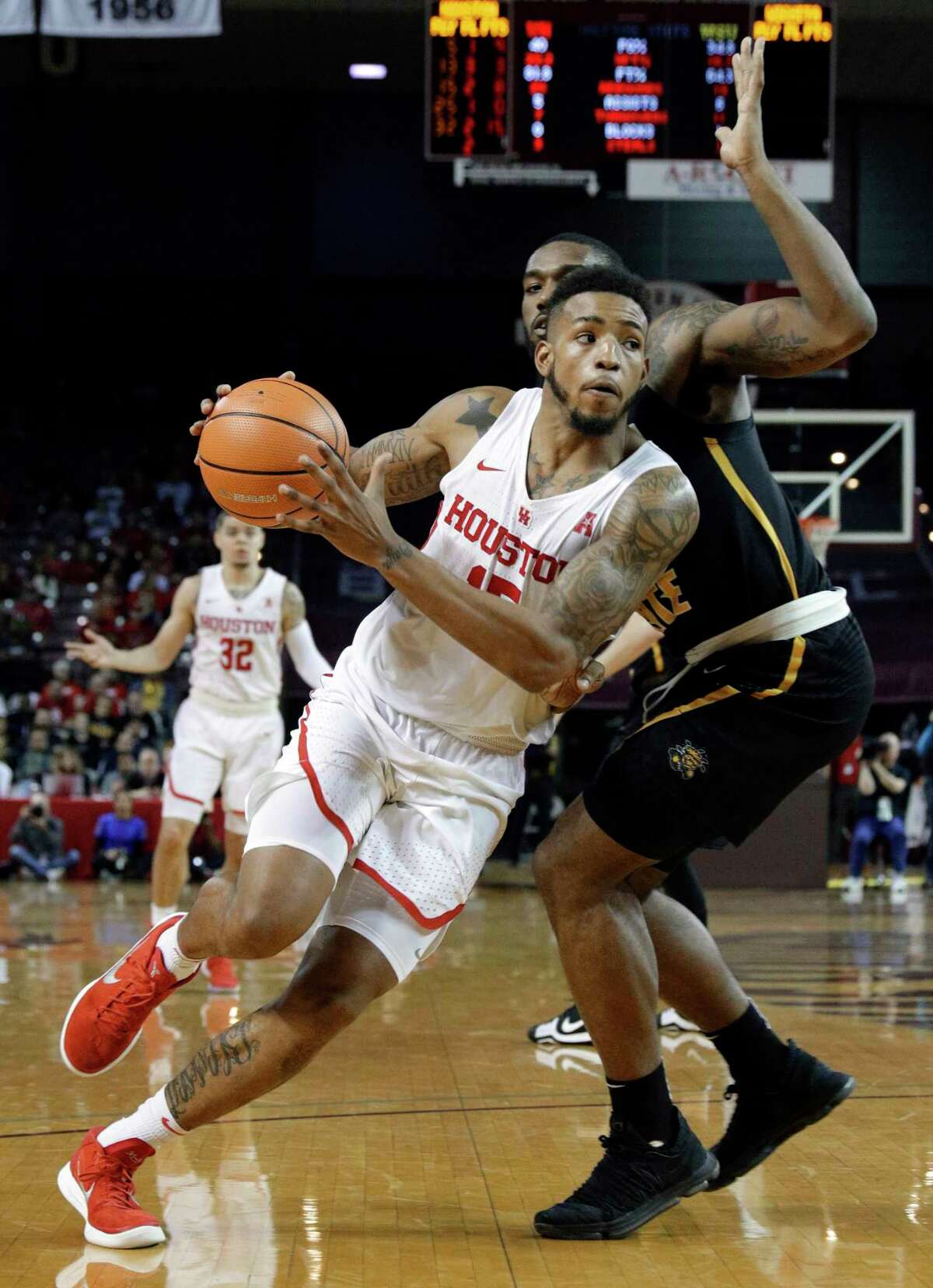 Difficult journey has happy ending for UH's Devin Davis
