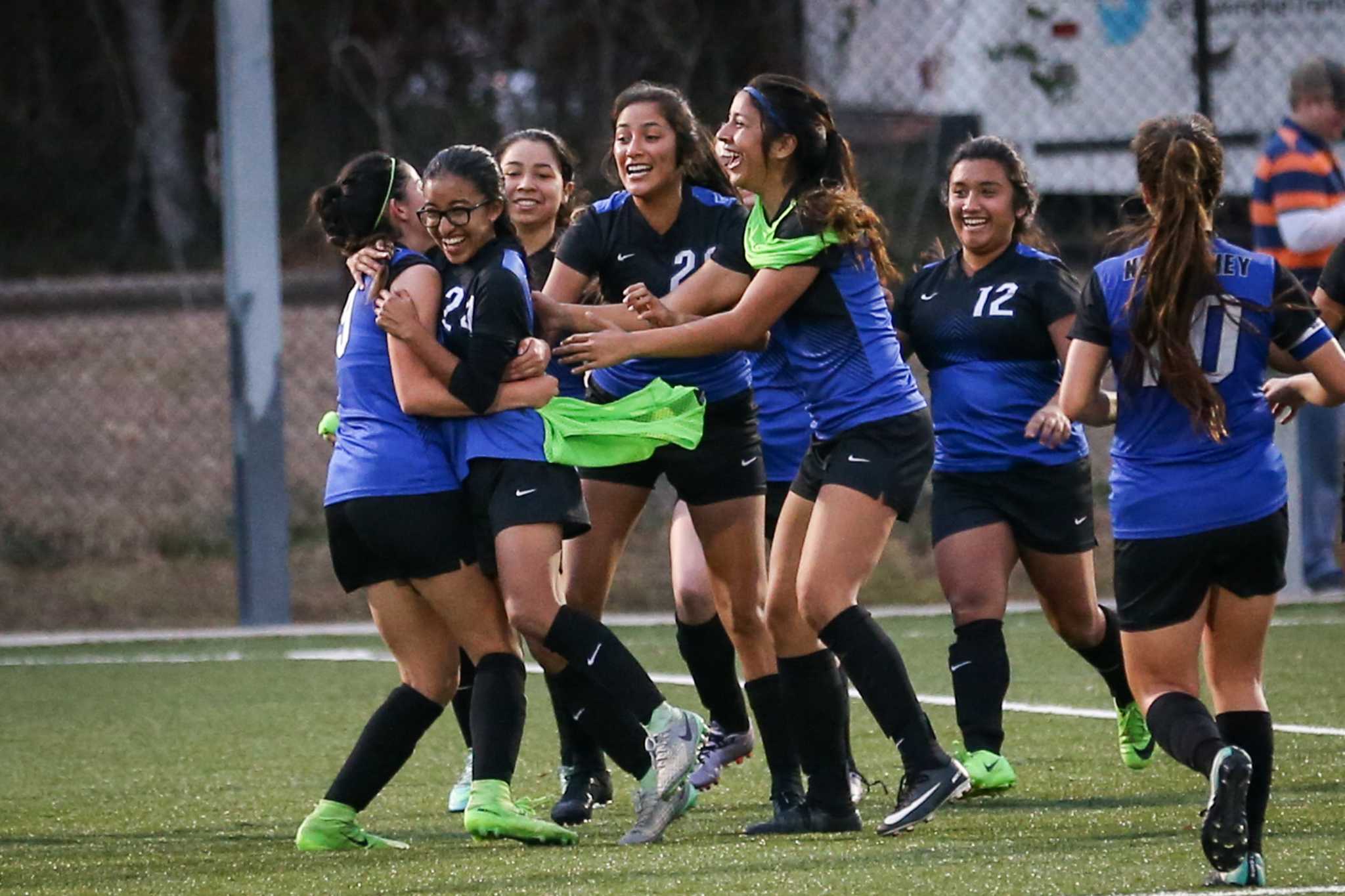 GIRLS SOCCER: New Caney caps Cavs and Cleats Classic with a title win
