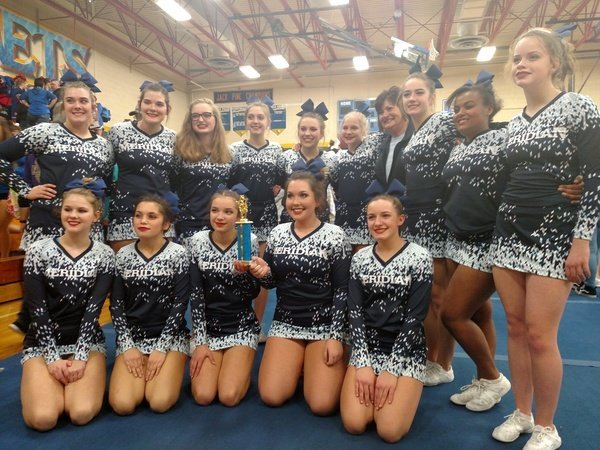 Meridian wins Harrison cheer competition