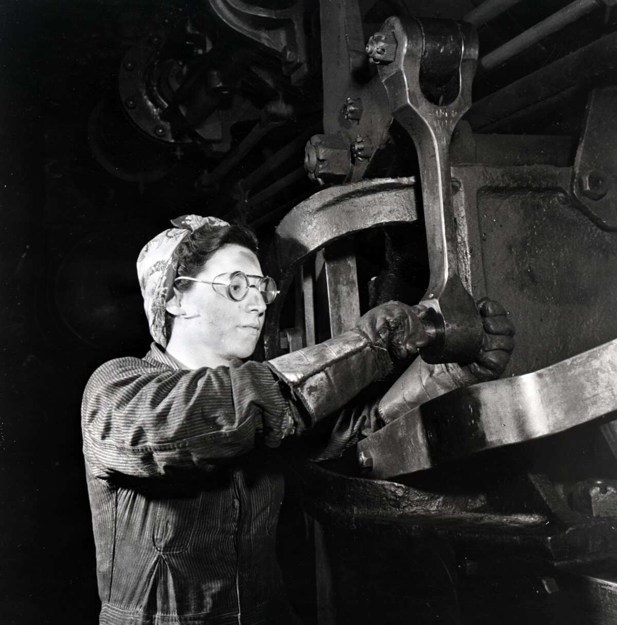 Naomi Parker Fraley, who posed for iconic 'Rosie the Riveter' portrait ...