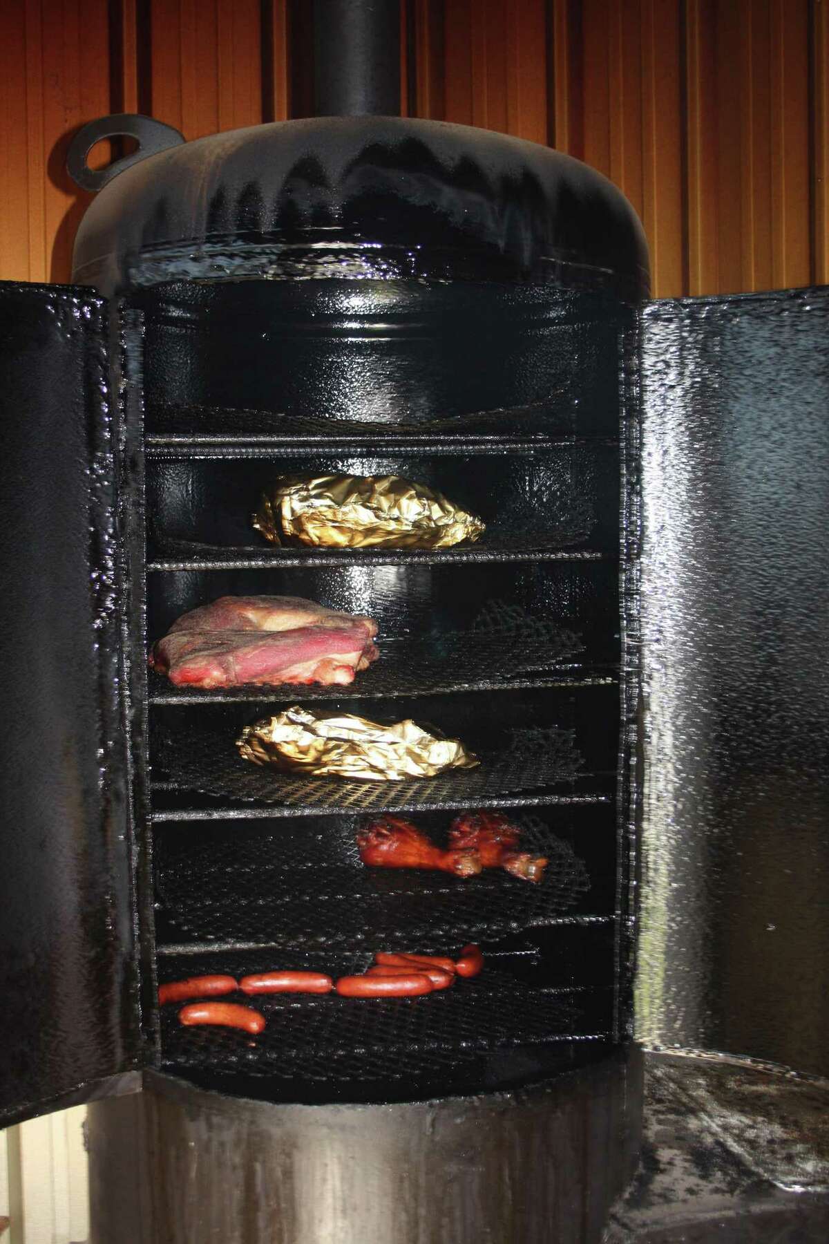 52 Weeks of BBQ: Medieval Grille