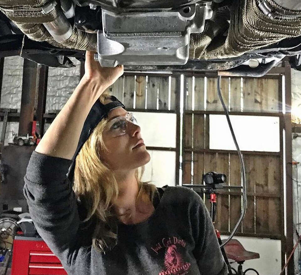 Texas woman may be television's next big car show star
