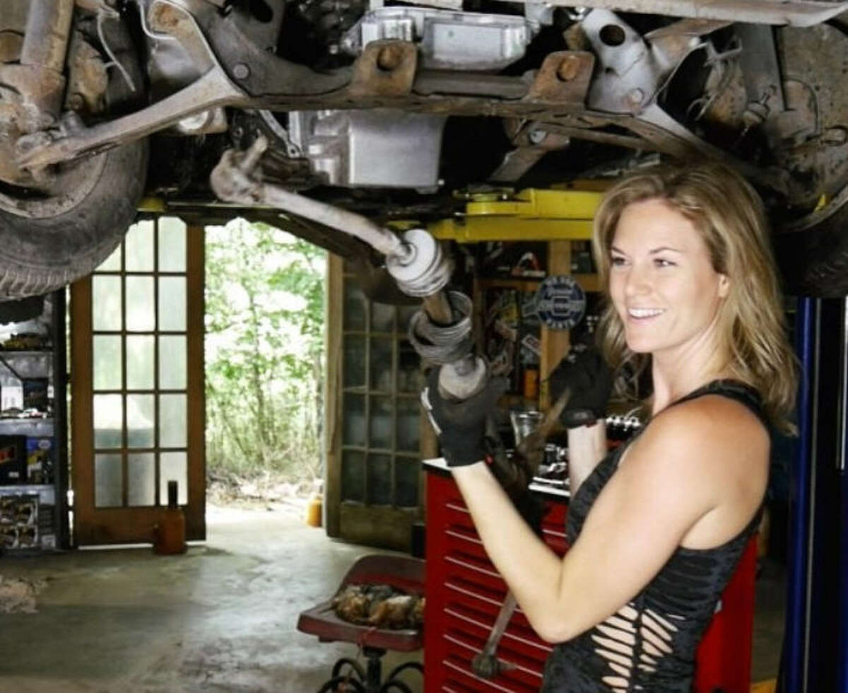 Texas woman may be television's next big car show star