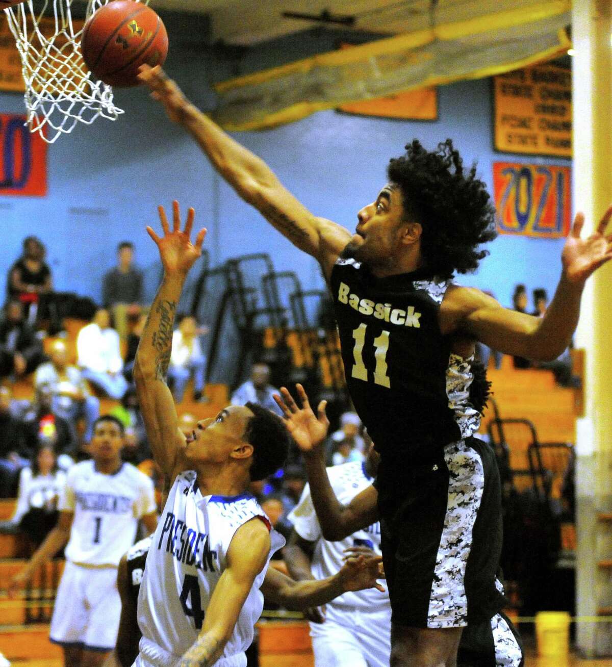 Bassick blows out rival Harding