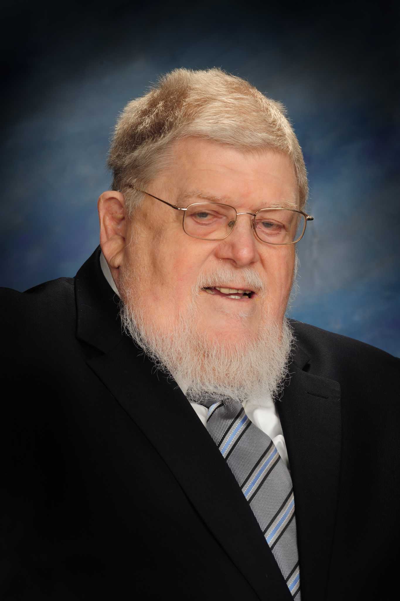 Conroe Chamber honoring five residents for service to community