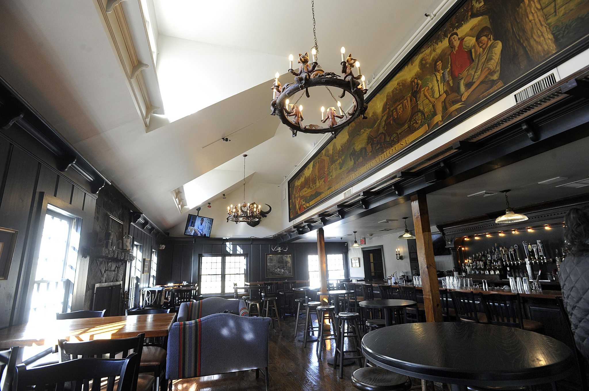 Redding Roadhouse set to open next week