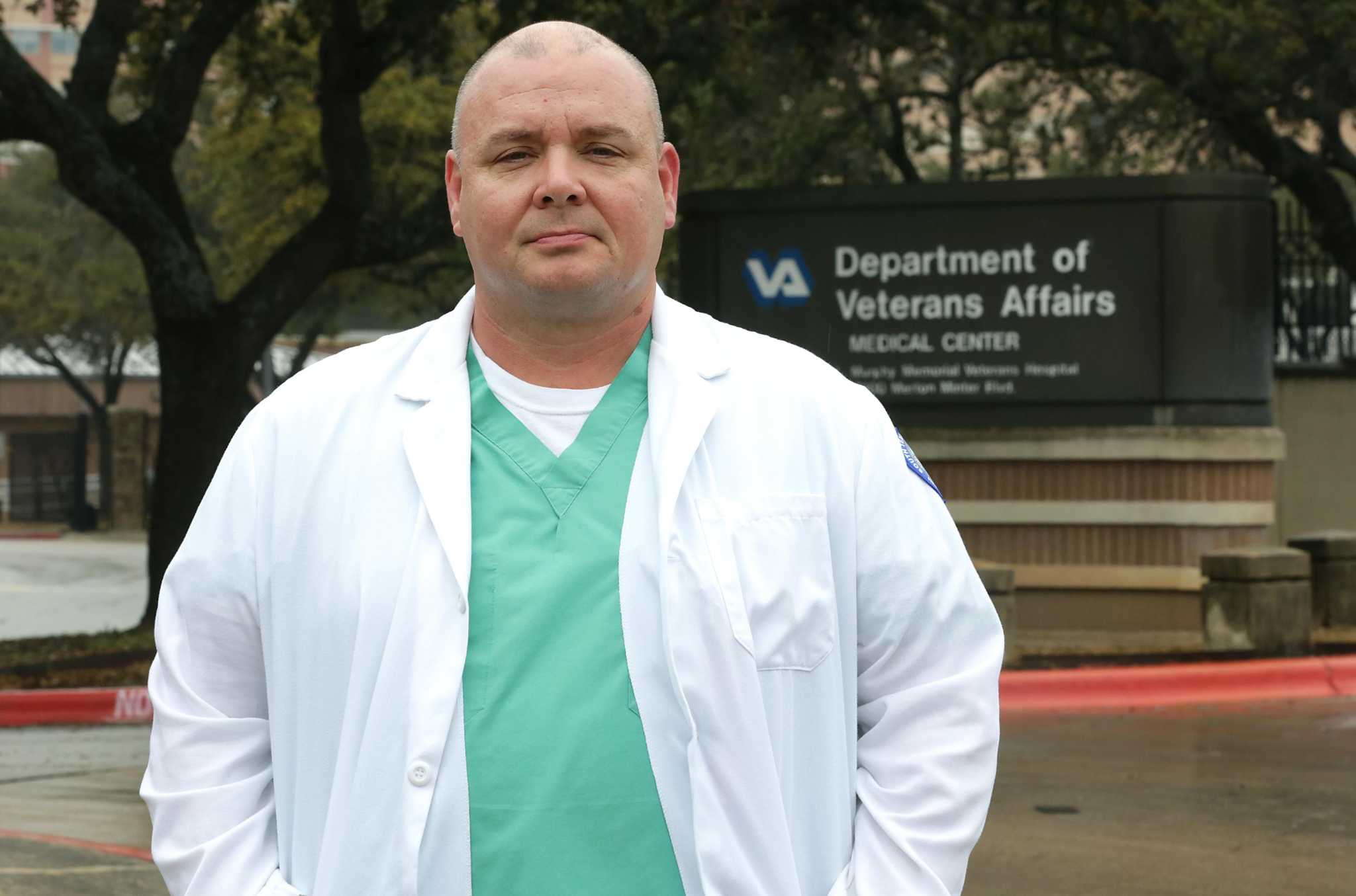 Feds back S.A. whistleblower on VA transplant problems