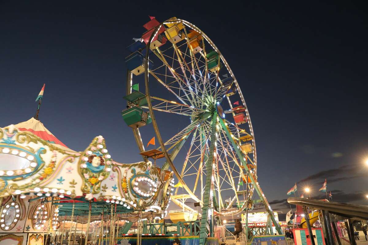 Photos: Rodeo cook off feeds crowds hungry for cowboy action