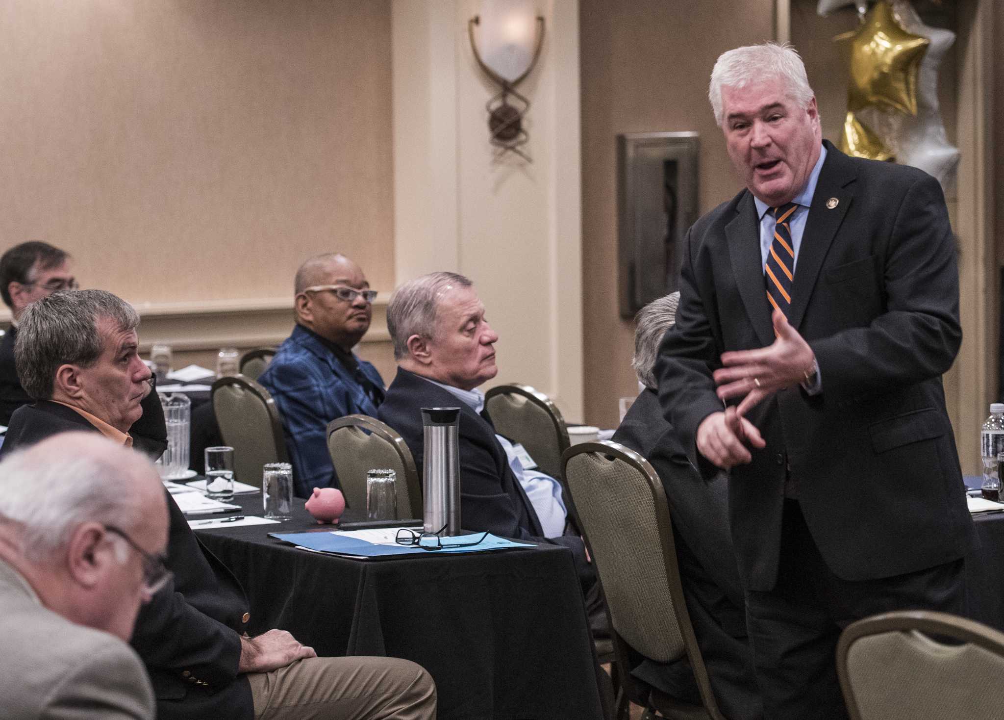 Kolb forges ahead as DeFrancisco confirms gubernatorial bid