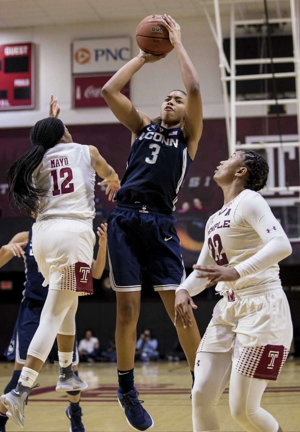 Walker expected to have a bigger role when UConn plays at South Carolina