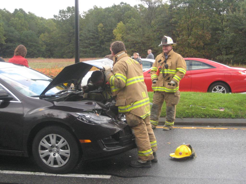 Spa crash recalls a clash